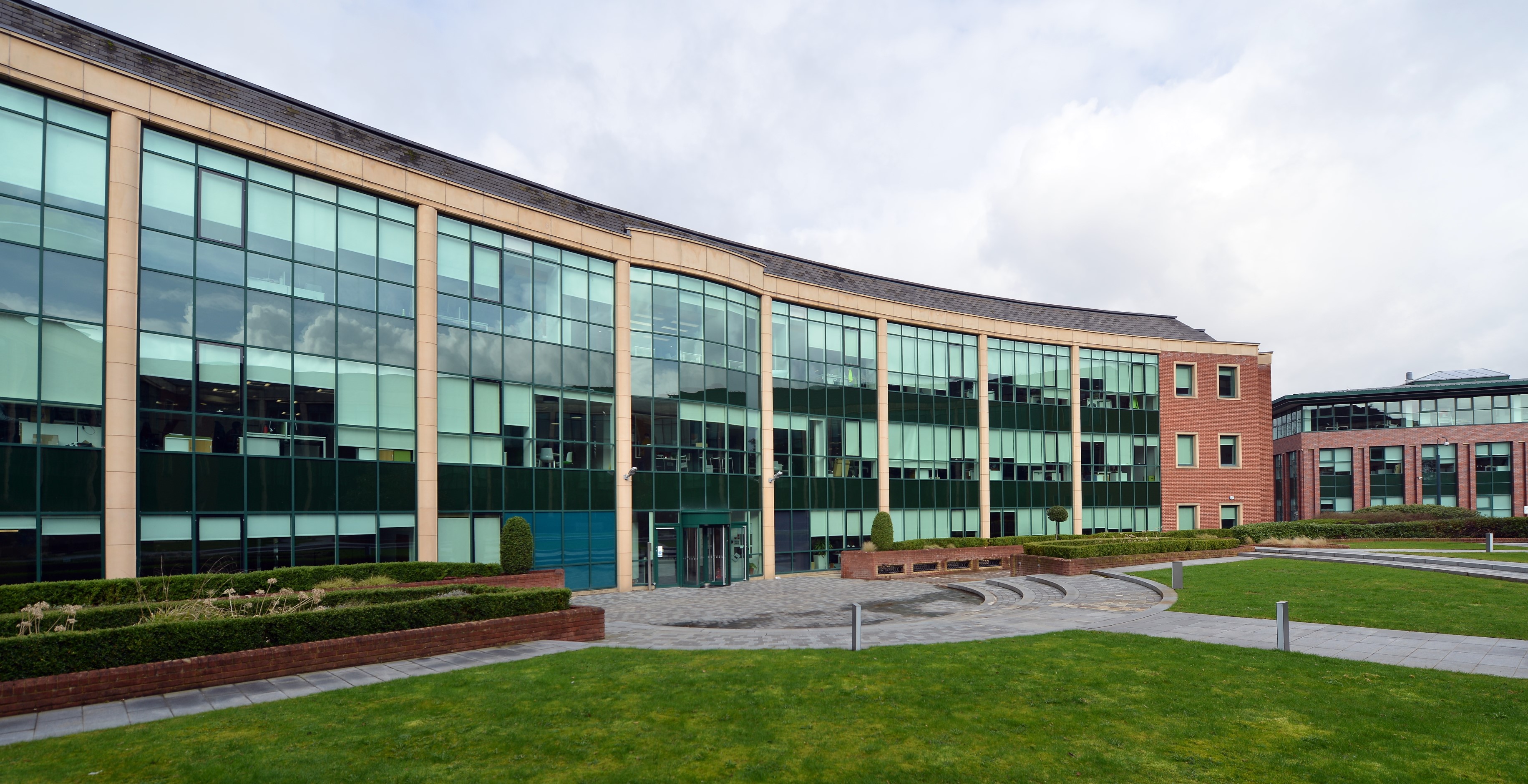 Crescent House - Towers